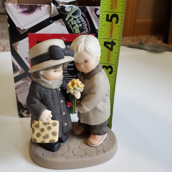 Enesco | Art | Vintage Couples Kim Anderson Figurine | Poshmark